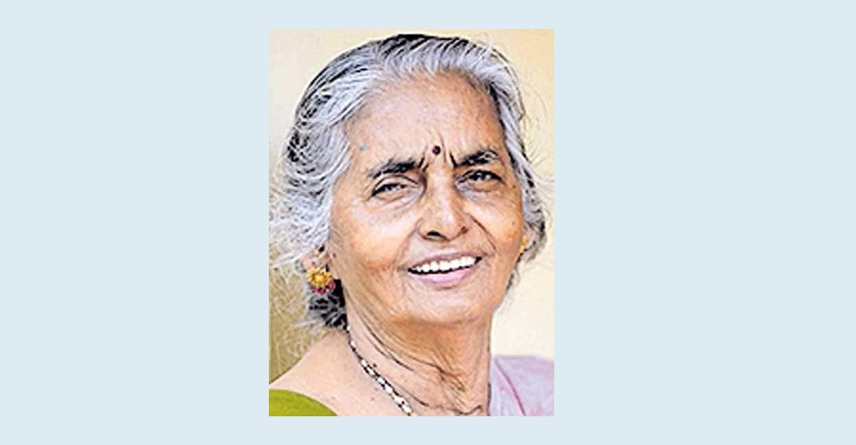 മാറുമറയ്ക്കൽ സമരത്തിന്റെ സംഘാടക ദേവകി നമ്പീശൻ അന്തരിച്ചു - Devaki ...