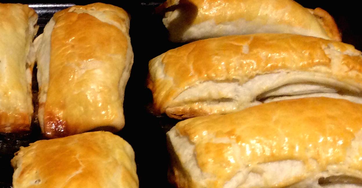 ടേസ്റ്റി ബീഫ് പഫ്സ് ഈസിയായ വീട്ടിൽ തയാറാക്കാം | Beef Puffs | Snacks ...