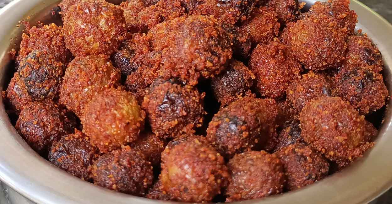 കാലങ്ങളോളം സൂക്ഷിക്കാവുന്ന നെല്ലിക്ക വറുത്ത അച്ചാർ | Nellikka Achar ...