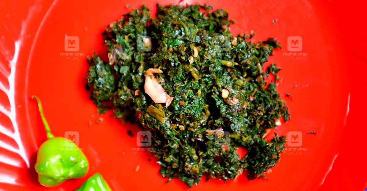 പത്തില ഉപയോഗിച്ച് നല്ല സുന്ദരമായ പത്തിലക്കറിയുണ്ടാക്കാം | Pathila ...