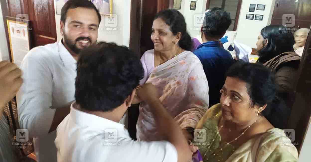 നല്ല കമ്യൂണിസ്റ്റുകാർ വോട്ടുചെയ്തത് യുഡിഎഫിന്, സിപിഎമ്മിന്റെ അടിത്തറ ...