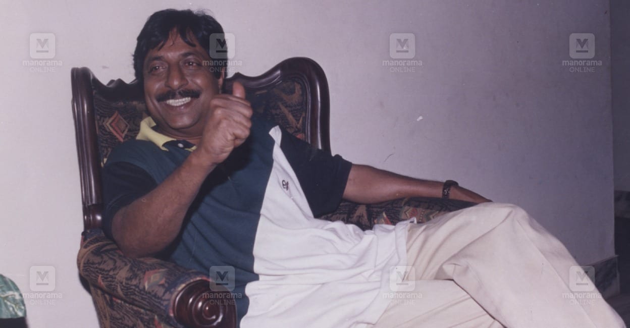 ശ്രീനിവാസൻ, കാപട്യങ്ങളെ വെല്ലുവിളിച്ച കലാകാരൻ | മനോരമ ഓൺലൈൻ ന്യൂസ് ...