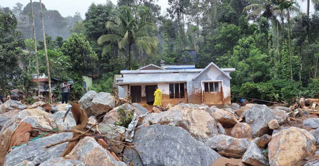 കേന്ദ്ര വായ്പയിൽ ചൂരൽമല പാലം പുനർനിർമിക്കും | മനോരമ ഓൺലൈൻ ന്യൂസ് ...
