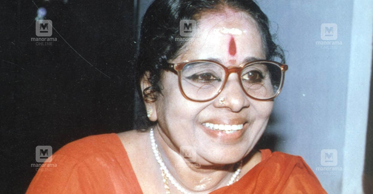 'മക്കൾക്ക് വേണ്ടി എന്റെ പാട്ടുകൾ സൂക്ഷിച്ചു വയ്ക്കണം'; കണ്ണു നനയിച്ച പി ...