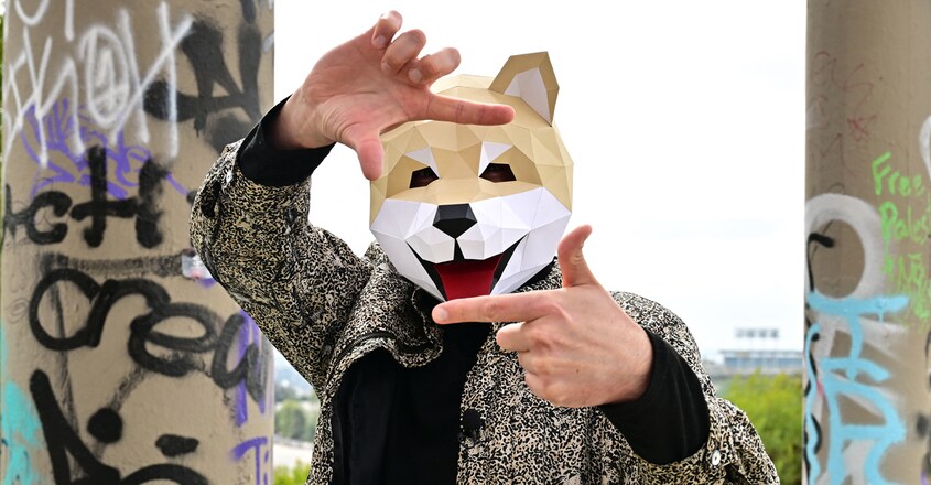 ട്രംപിനും മെലനിയയ്ക്കും സ്വന്തമായി മീം നാണയങ്ങൾ, സംഗതി തമാശയോ ...