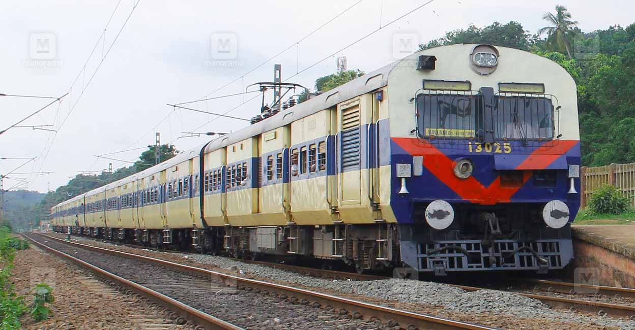 റെയിൽവേയിലെ തമ്മിലടിക്ക് പരിഹാരം; എറണാകുളം–പാലക്കാട് മെമു, പൊള്ളാച്ചി ...
