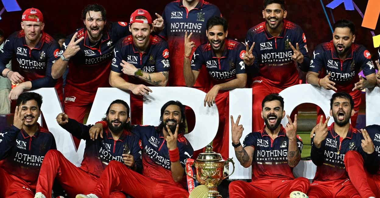 ആർസിബിയുടെ ‘തലവര’ മാറ്റിയ 3 പേർ - IPL 2026 final | Virat Kohli | Royal ...