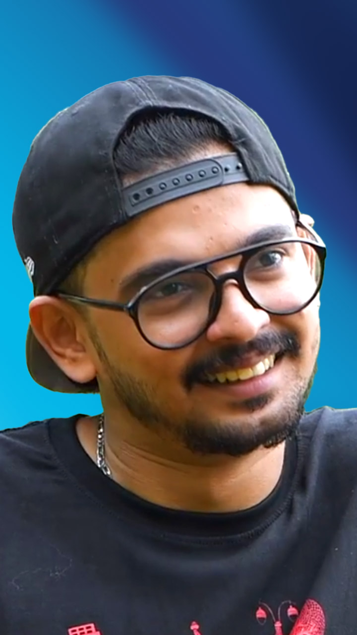 സിനിമയുടെ പേര് കാണിക്കും മുമ്പ് കാണിച്ചത് എന്റെ കാലായിരുന്നു - Hari Murali