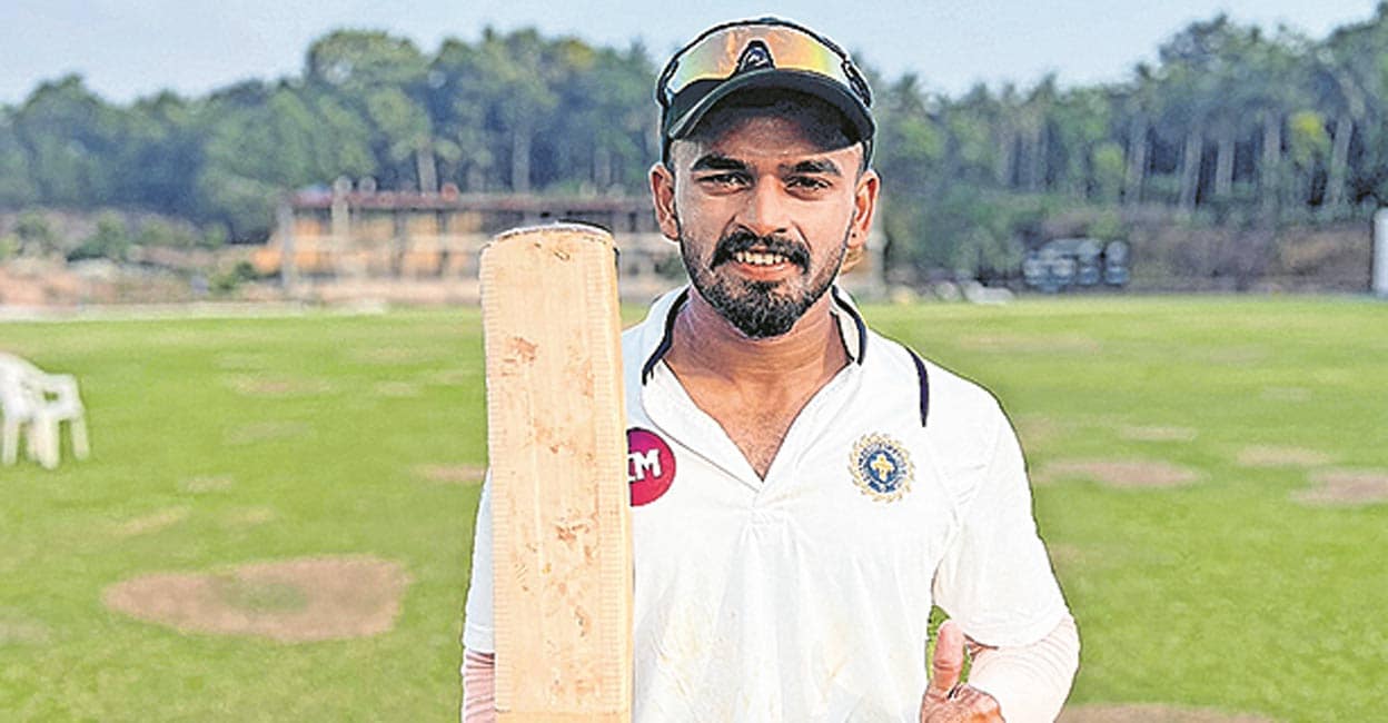 കൃഷ്ണ പ്രസാദിന് ഇരട്ട സെഞ്ചറി; കേരളത്തിന് കൂറ്റൻ സ്കോർ- Double century ...