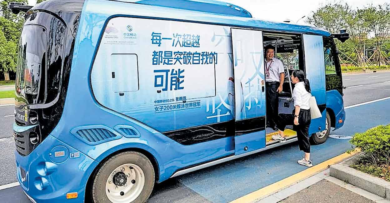 ഏഷ്യൻ ഗെയിംസ് യാത്രകൾക്കായി ചൈനയിൽ ഡ്രൈവറില്ലാ ബസ് - Driverless bus in ...