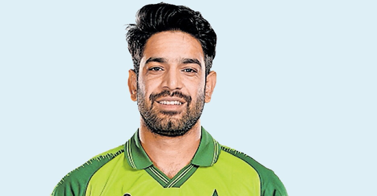 മാപ്പു പറഞ്ഞു; ഹാരിസ് റൗഫിന് വീണ്ടും കരാർ- Harris Rauf re-signed ...