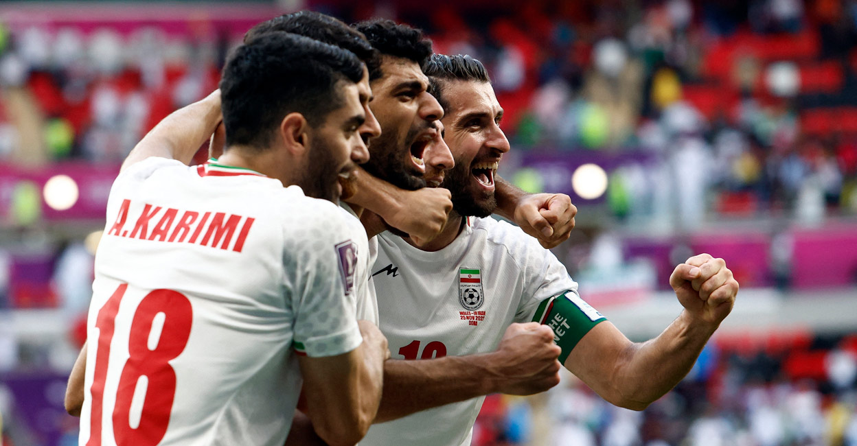 ഇർറോ...ഇറാൻ | Two goals in injury time iran beat wales | Malayalam News ...