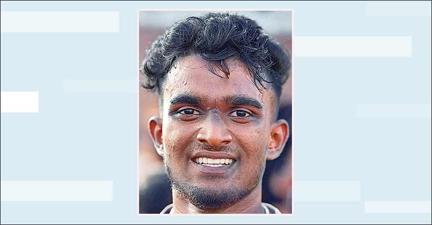 ജോലി പോയാലെന്താ? രോഹിത്തിന് റെക്കോർഡ് ചിരി