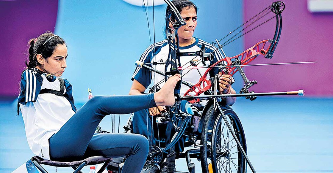 കാലുകൊണ്ട് അമ്പെയ്യുന്ന ശീതൾ ദേവിക്ക് പാരാ ഗെയിംസിൽ ഇരട്ട സ്വർണം ...