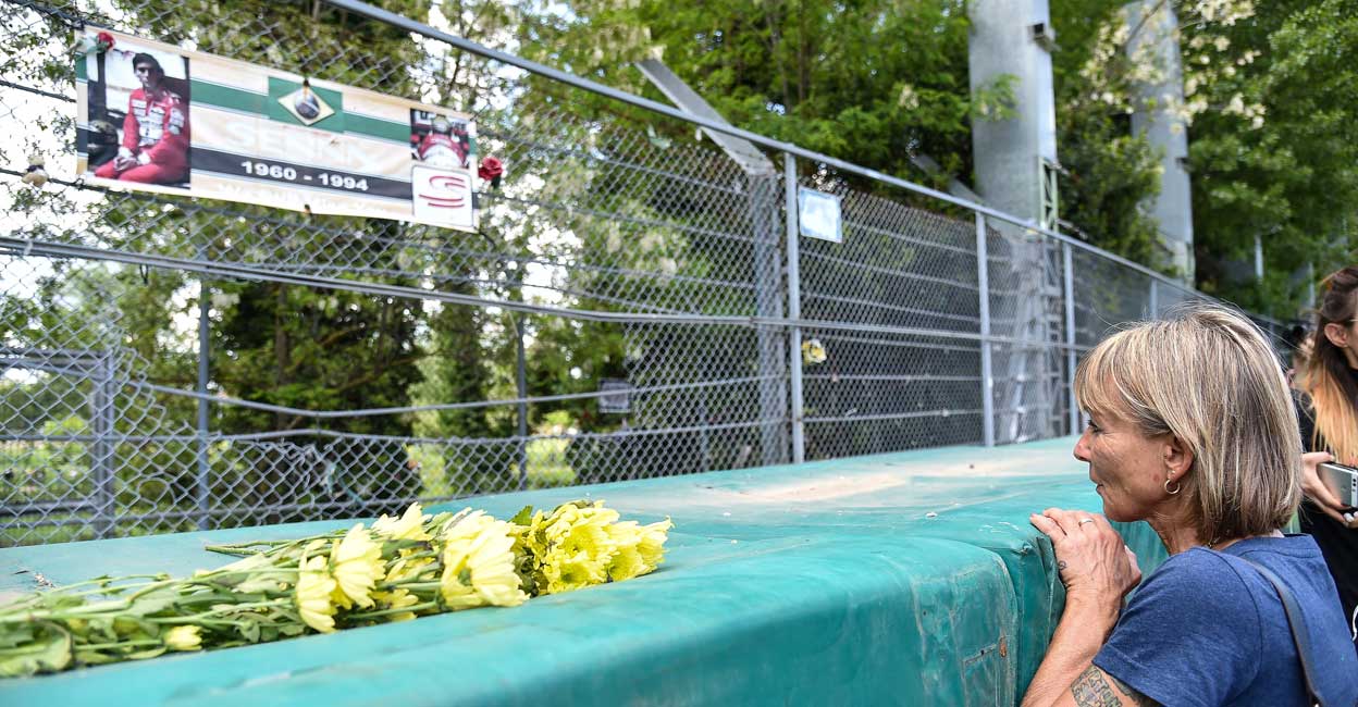 അയർട്ടൻ സെന്നയുടെ ഓർമകൾക്ക് 29 വയസ്- Ayrton Senna | F1 | Racing ...