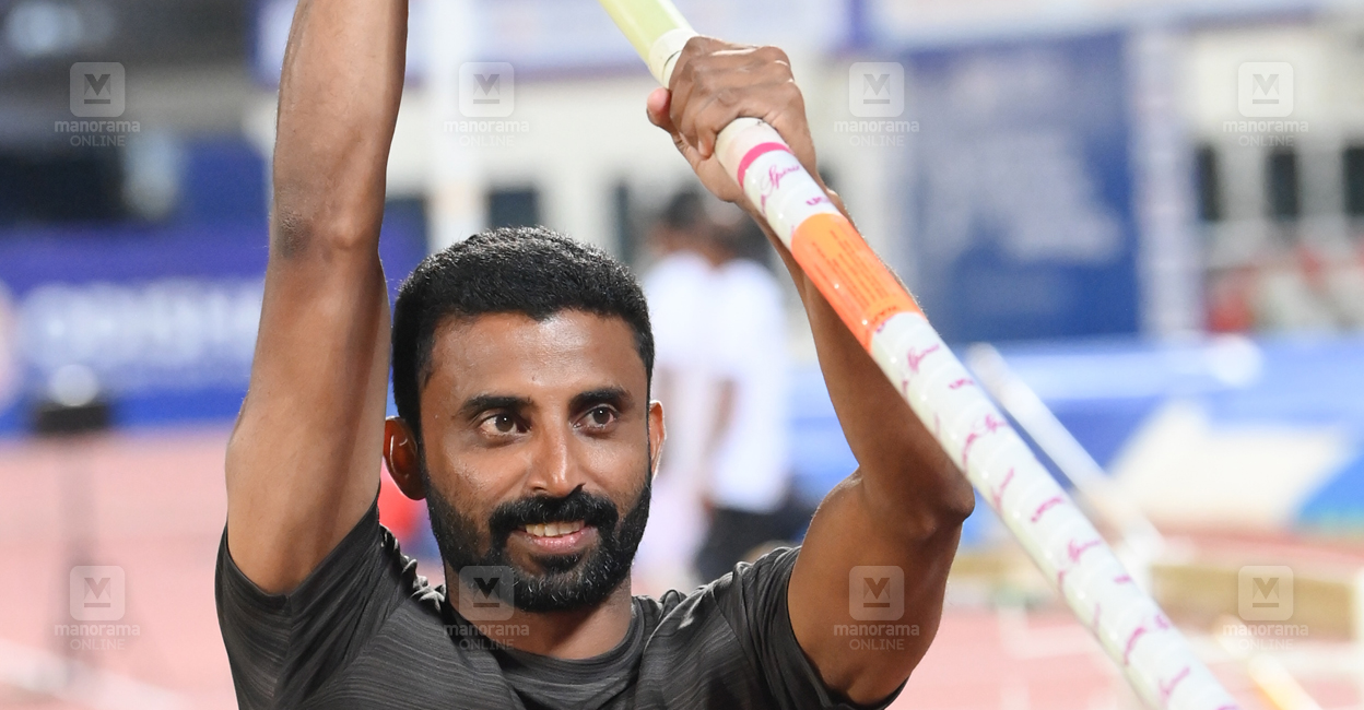 38–ാം വയസ്സിൽ 50–ാം ദേശീയ മീറ്റിൽ മത്സരിച്ച് മലയാളി താരം- Binish Jacob ...