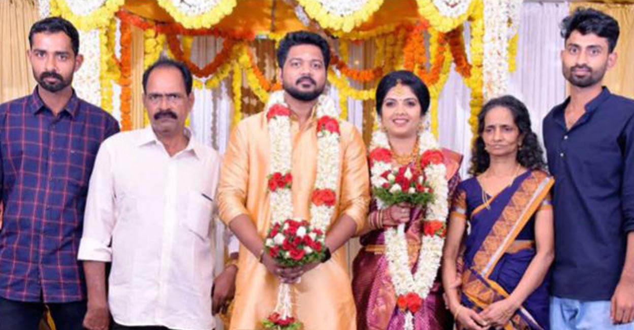 ഒരു പ്രണയകഥ – Prajith | Suresh Kumar | Love Story | Love n Life | Lifestyle | Manorama Online