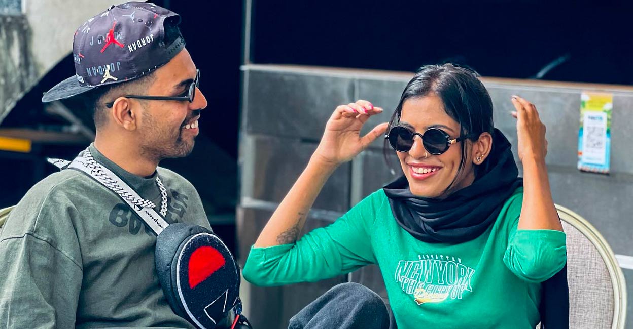 പരിചയപ്പെട്ടത് വണ്ടി കൂട്ടിയിടിച്ചപ്പോൾ, ദേഷ്യം പിന്നെ ഇഷ്ടമായി; ‘യെസ്’ പറഞ്ഞത് പിറന്നാൾ ദിനത്തി ...