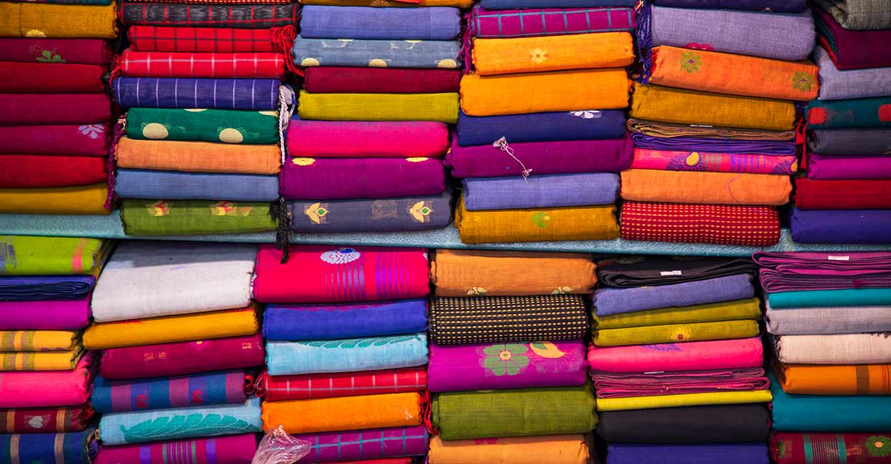 ഹാന്‍ഡ് ക്രാഫ്റ്റ് സാരികൾക്ക് മികച്ച ഓഫർ - Hand Craft Saree | Amazon ...