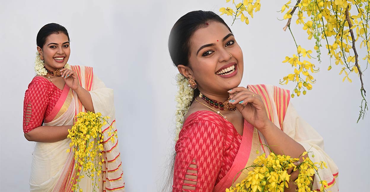 കയ്യിൽ കൊന്നപ്പൂവുമായി മൃദുലയുടെ വിഷു സ്പെഷൽ ഫോട്ടോഷൂട്ട്- Mridula ...