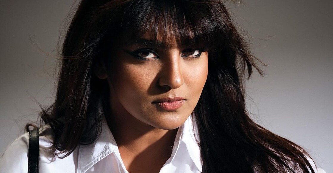 പുത്തൻ ഗെറ്റപ്പിൽ പാർവതി, ട്രോളി സോഷ്യൽ മീഡിയ- Parvathy Thiruvothu ...