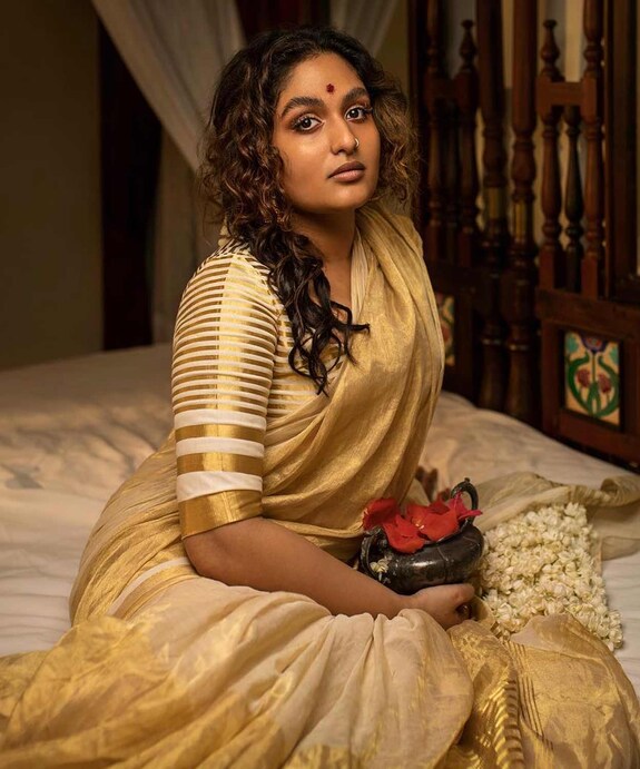 ഫാഷൻ സ്റ്റേറ്റ്മെന്റുകൾ കൊണ്ട് മലയാളിയെ അമ്പരപ്പിച്ച പ്രയാഗ- Prayaga Martin| Manorama News ...