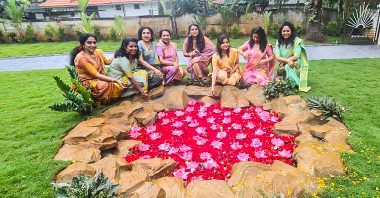 ഇന്തോ–ഇറ്റാലിയൻ വിവാഹം - Sohan Roy | Daughter | Marriage | Lifestyle ...