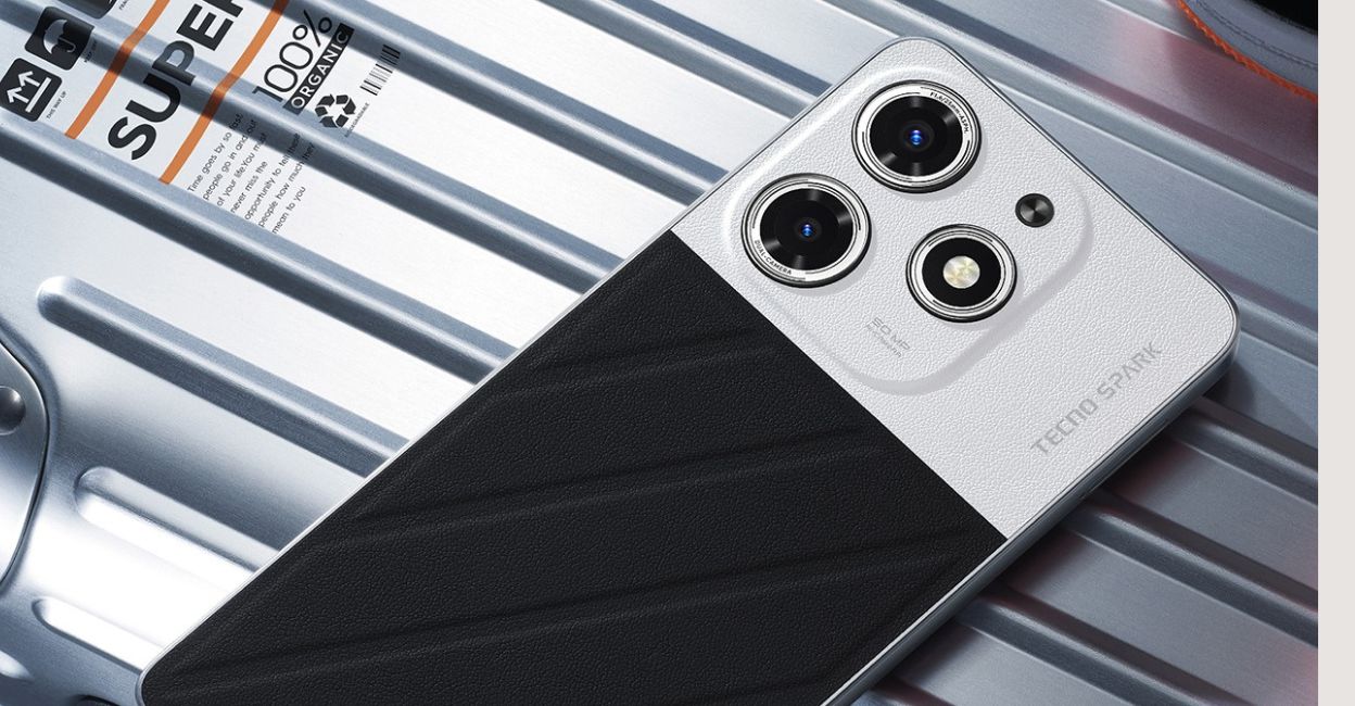 ടെക്നോ സ്പാര്‍ക് 10 പ്രോ ചാന്ദ്ര പര്യവേക്ഷണ എഡിഷൻ