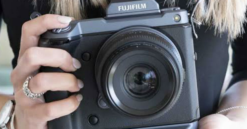കഴിഞ്ഞ വർഷത്തെ മികച്ച 10 ക്യാമറകള്‍ | 10 best cameras of 2019