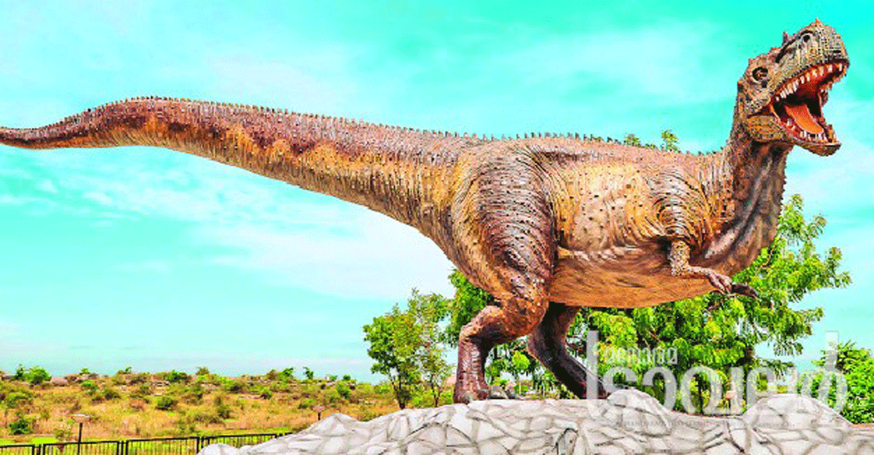 ദിനോസറുകളുടെ മുന്നിൽ ജീവനോടെ | Balasinor Dinosaur Museum Mahisagar Gujarat