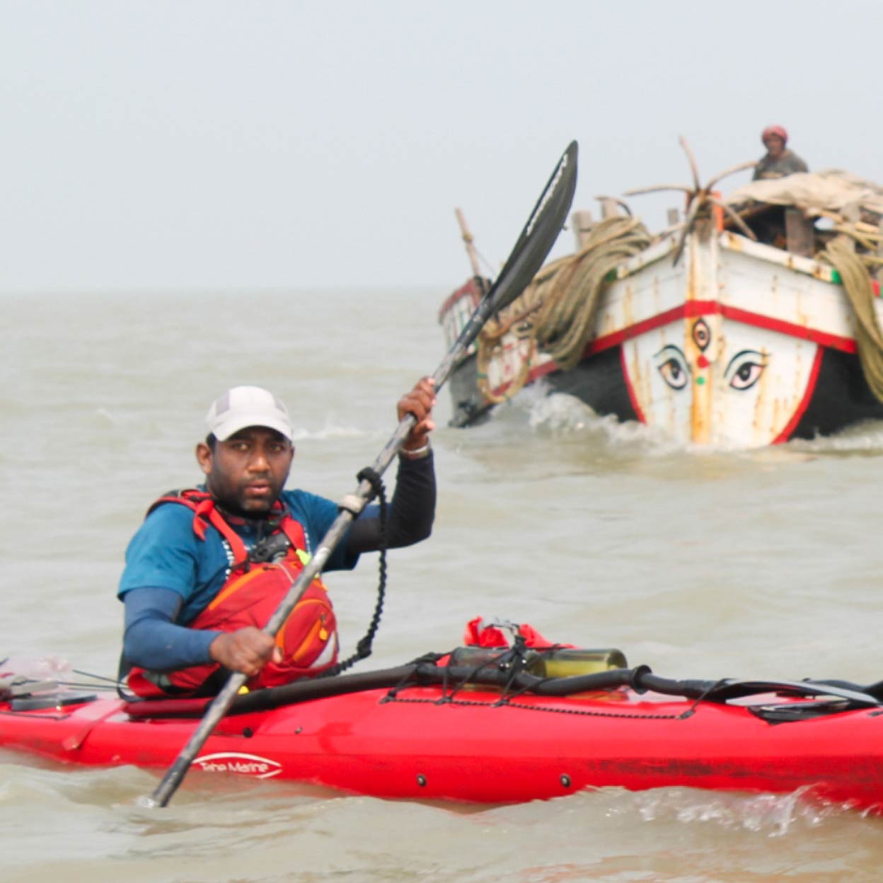 ഗോമുഖിൽനിന്നു ഗംഗാസാഗർ വരെ ഒറ്റയ്ക്ക് കയാക്കിങ് നടത്തുന്ന ആദ്യ ...