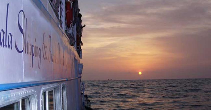 350 രൂപയ്ക്ക് അറബിക്കടലിലേക്ക് ഒരു കപ്പല്‍യാത്ര നടത്താം | Sagararani ...