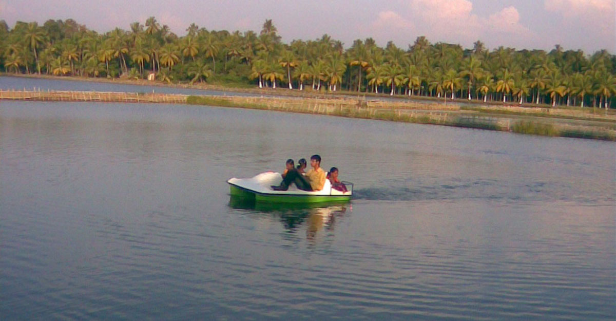 മീൻചാട്ടം കാണാം, മീൻരുചി നുണയാം | Matsyafed Malipuram and NjarackalFish ...