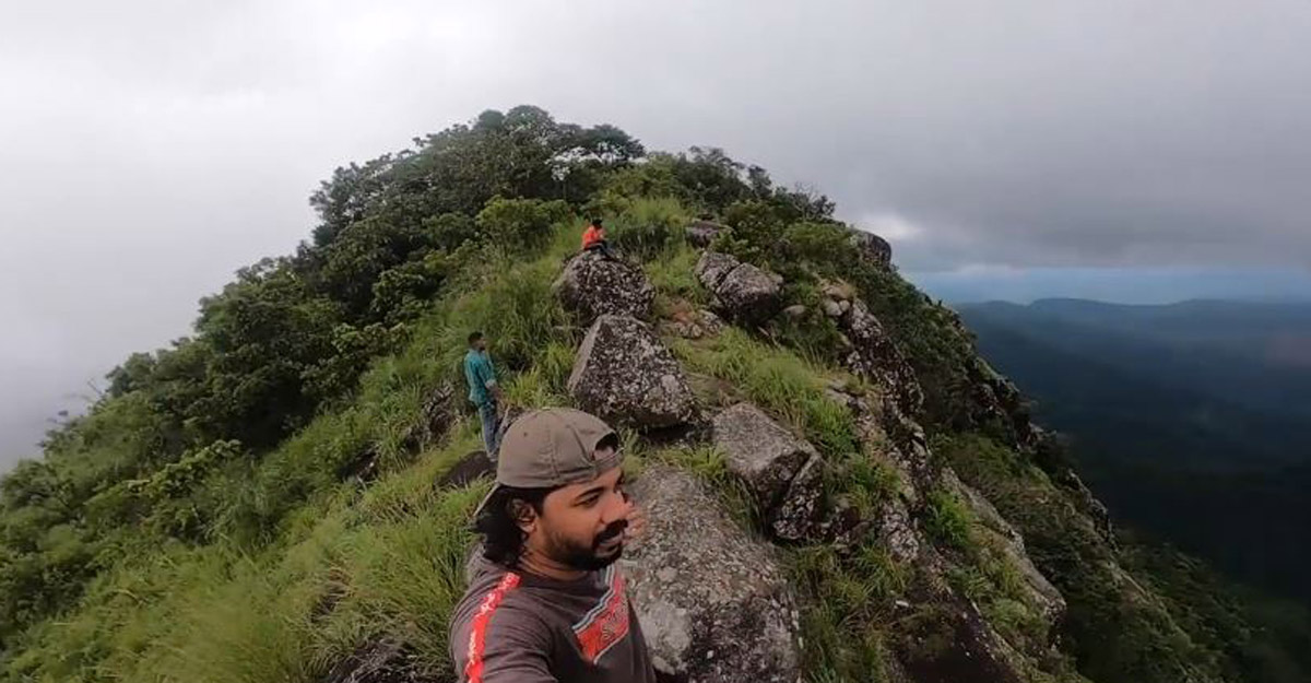 കോട്ടയം ജില്ലയിൽ ഇങ്ങനെ ഒരു സ്ഥലമോ? ഇത് ഇവിടുത്തെ മീശപ്പുലിമല ...