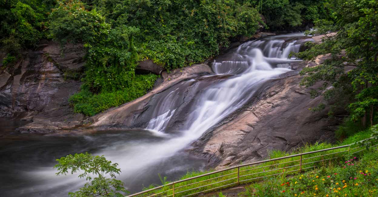 കാണേണ്ട കാഴ്ചയാണ് പ്രകൃതിയുടെ ഇൗ വാട്ടർതീം പാർക്ക് | The Beauty of ...