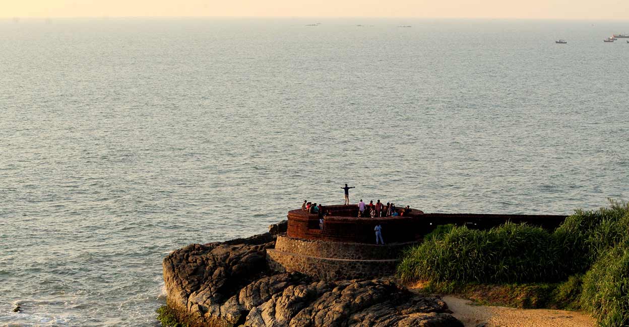 മഴക്കാലമിങ്ങെത്താറായി! മണ്‍സൂണ്‍ യാത്രകള്‍ പ്ലാന്‍ ചെയ്യാം | Best ...