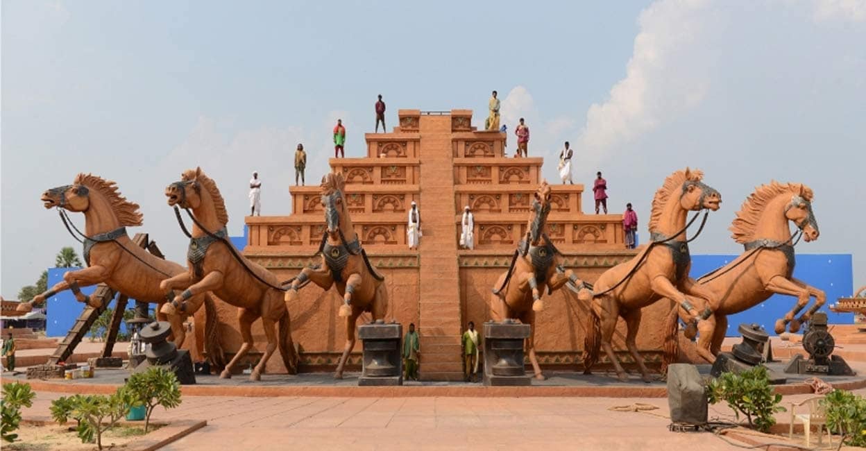 സിനിമ കഥകളെ വെല്ലുന്ന പ്രേത കഥകളുമായി ഒരു ഫിലിം സിറ്റി - Ramoji film ...
