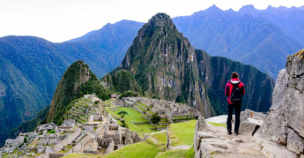 മാച്ചു പിച്ചുവിന്‍റെ നെറുകയിലേക്ക് പ്രീതി സിന്‍റയുടെ ഹൈക്കിങ് - Preity ...