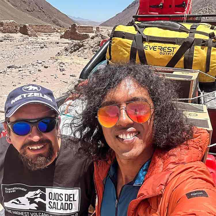 ചിലെയിലെ അഗ്നിപർവതമുനയിൽ ഷെയ്ഖ് ഹസൻ ഖാൻ - Shaikh Hassan Khan | World s ...