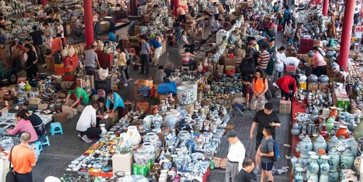 സൂര്യനു താഴെയുള്ള എല്ലാ വസ്തുക്കളുടേയും ഡ്യൂപ്ലിക്കേറ്റ് ഇവിടെ കിട്ടും ...