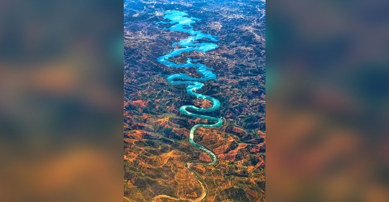 the blue dragon river in portugal