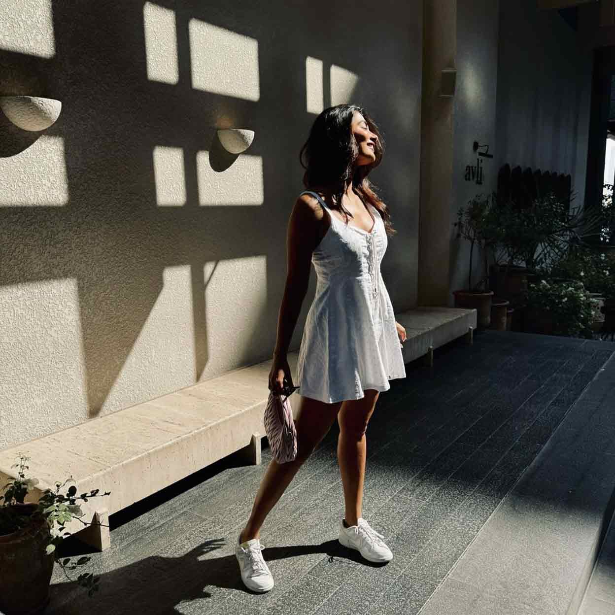 തെന്നിന്ത്യയുടെ ഹൃദയത്തിൽ പ്രണയം നിറച്ച താരം, പൂജ ഹെഗ്‌ഡെയുടെ ദുബായ് ...