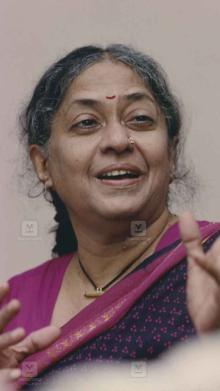 മാധവിക്കുട്ടിയുടെ പത്ത് പുസ്തകങ്ങൾ - Madhavikutty | Malayalam Writer ...