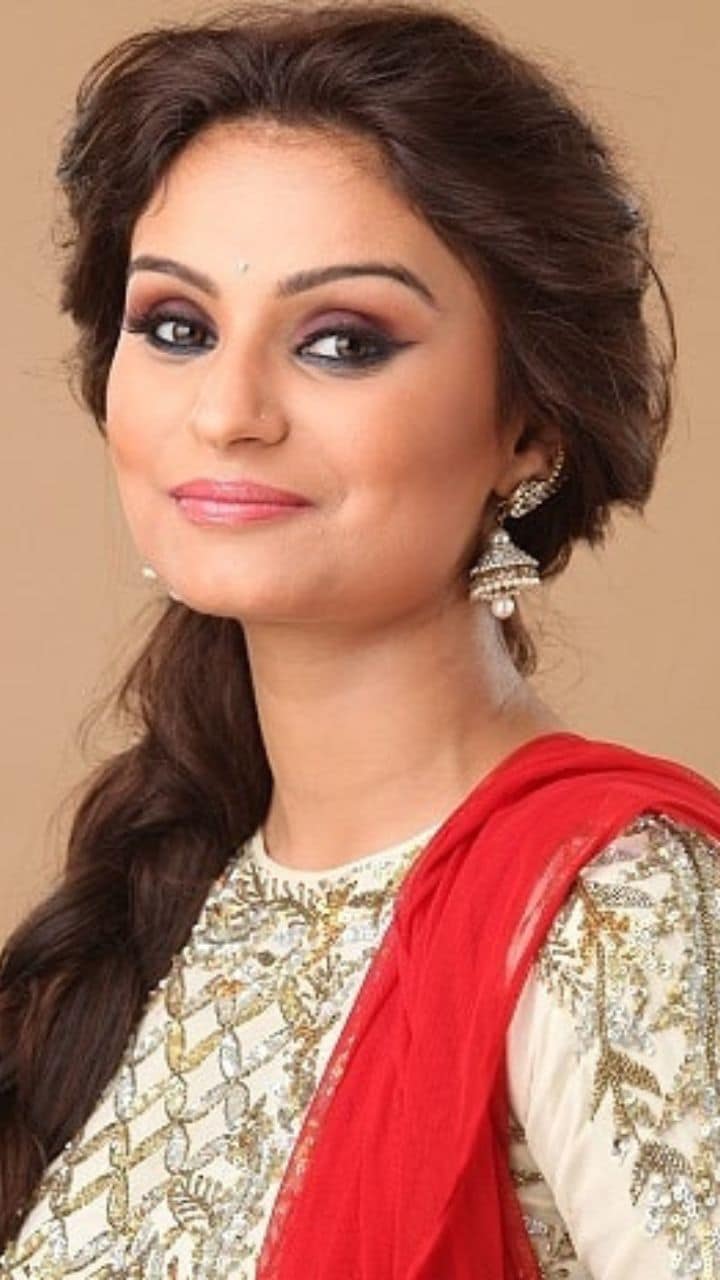 Dimpy Ganguli | Web Stories | Manorama Online