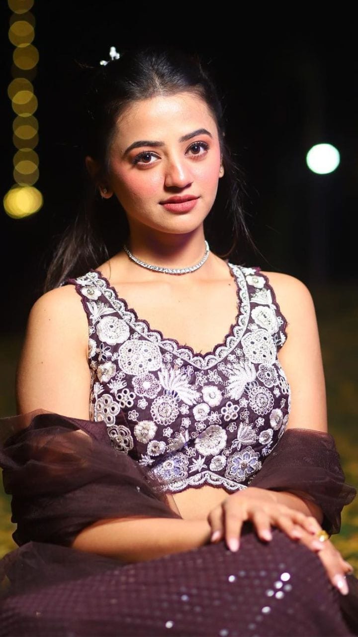 Beautiful Helly Shah Hd