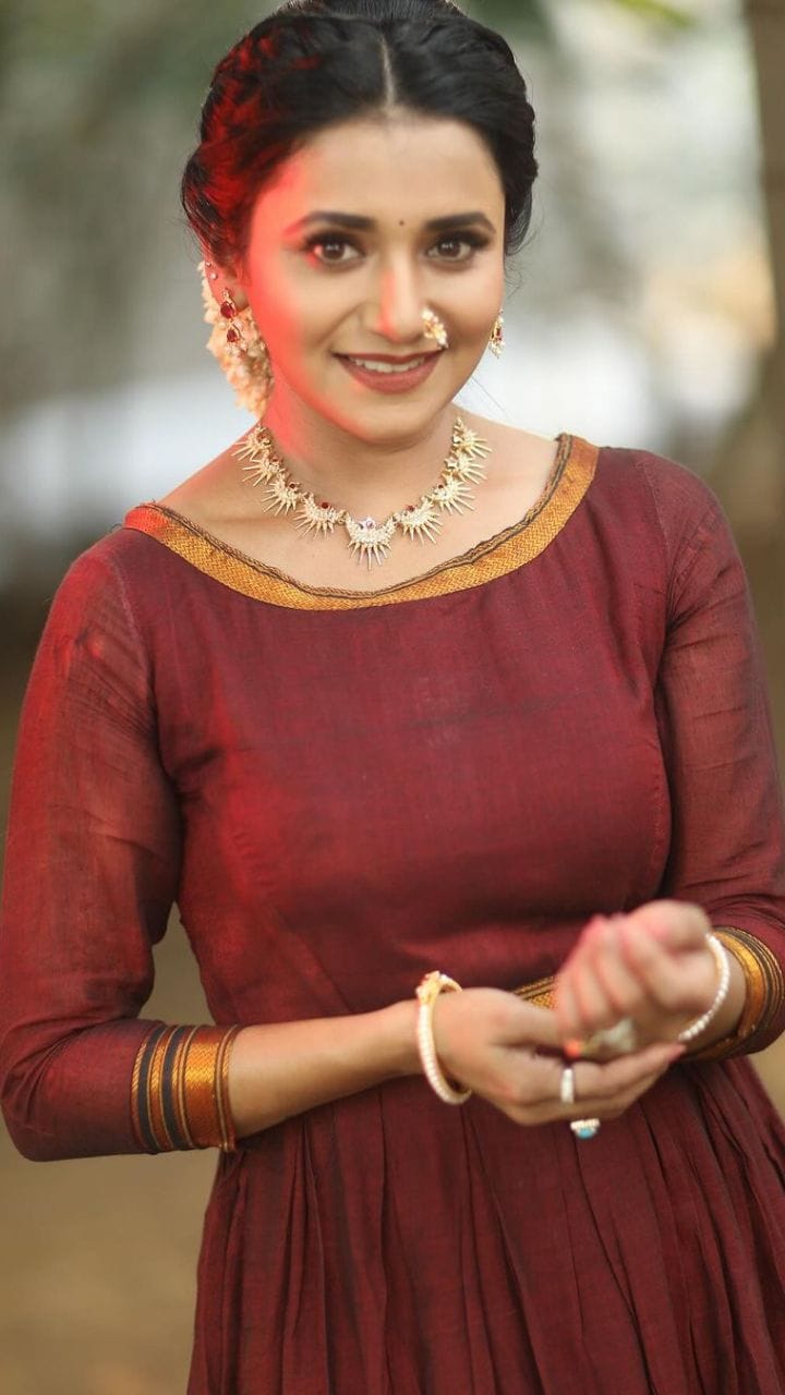 Jui Gadkari | Web Stories | Manorama Online