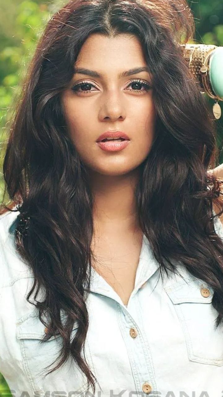 Anisha Ambrose | Web Stories | Manorama Online