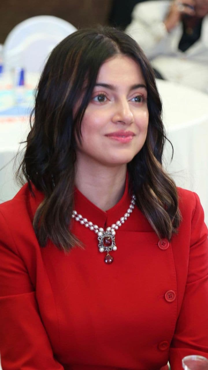 Divya Khosla Kumar | Web Stories | Manorama Online