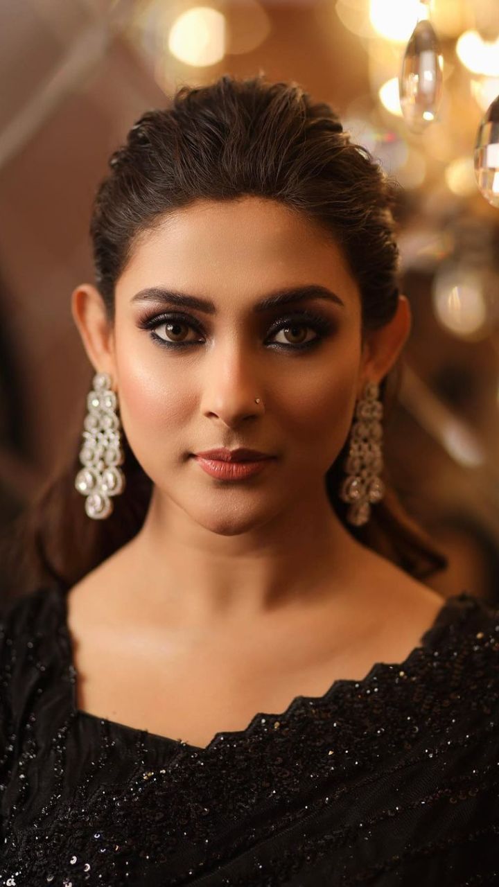 Mehazabien Chowdhury | Web Stories | Manorama Online