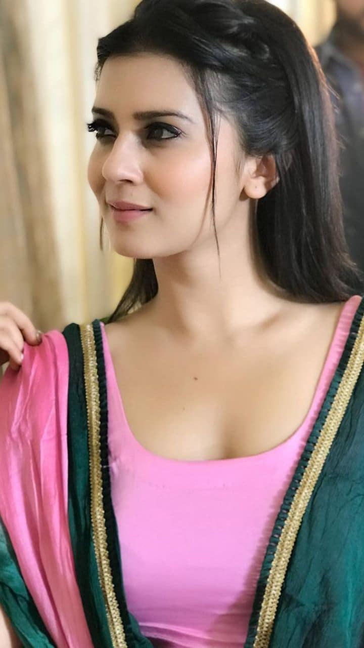 ആകാൻഷ സരീൻ | Akansha Sareen | Web Stories | Manorama Online